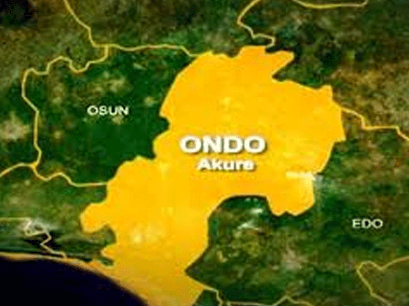 Farmers Block Lagos/Ore Expressway Over Alleged Land Grabbing in Ondo ...