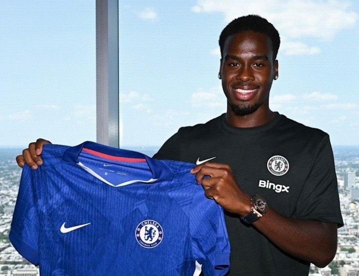 Blue Rebuild Begins: Jamie Gittens Joins Chelsea in Stunning Transfer ...
