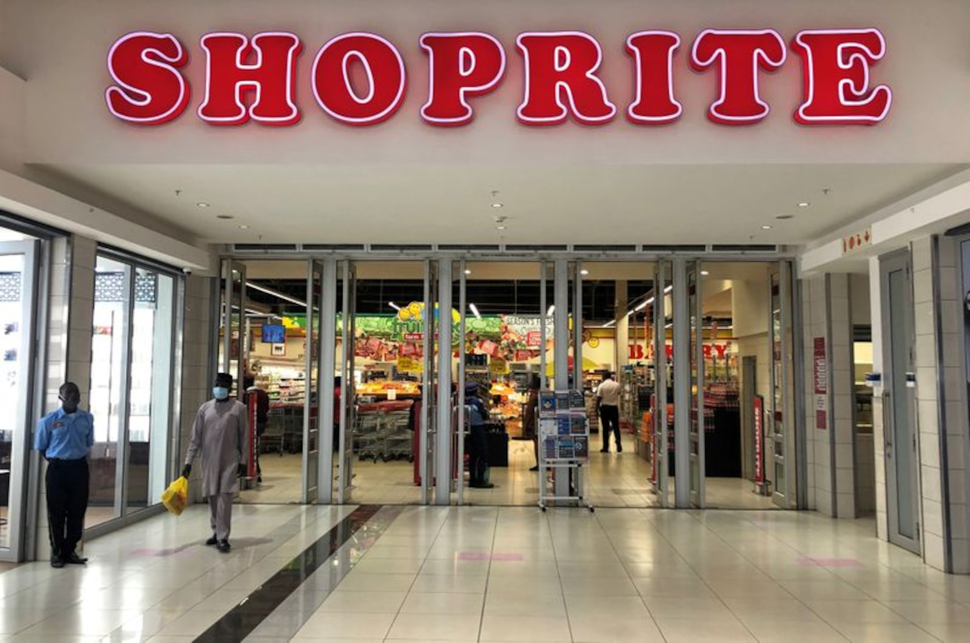 Lagos Authorities Seal Shoprite Ikeja Outlet Over Tax Compliance Issues ...