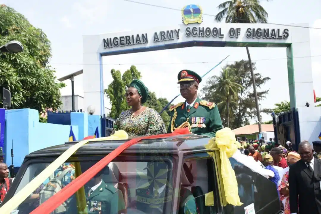Army Bids Farewell To 10 Generals In Lagos Pulling-Out Parade ...